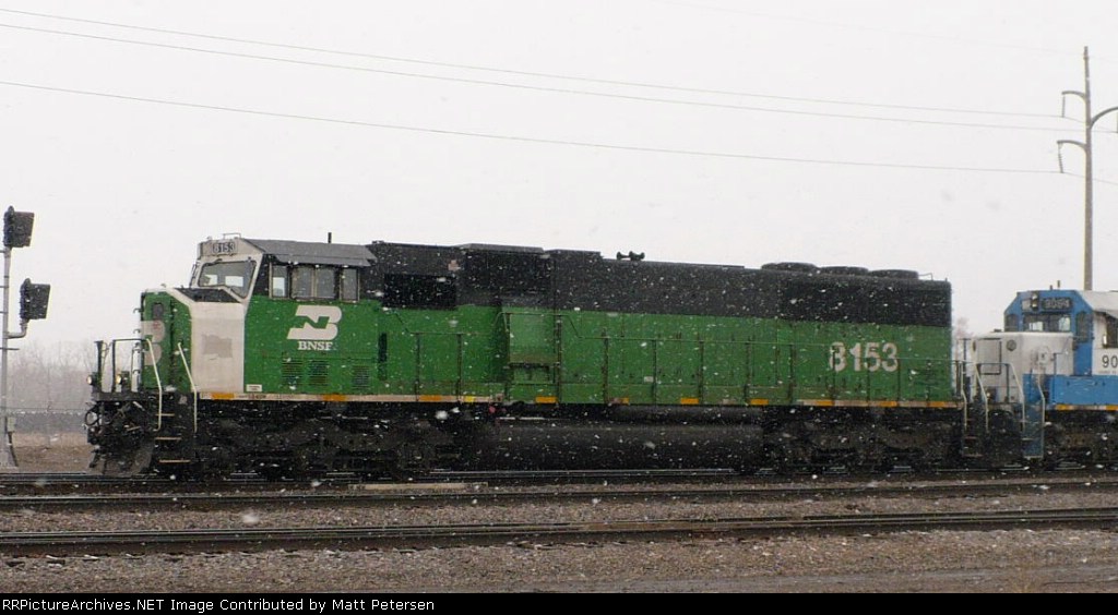 BNSF 8153